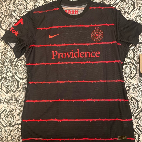 Nike | Tops | Nike Womens Portland Thorns Jersey | Poshmark